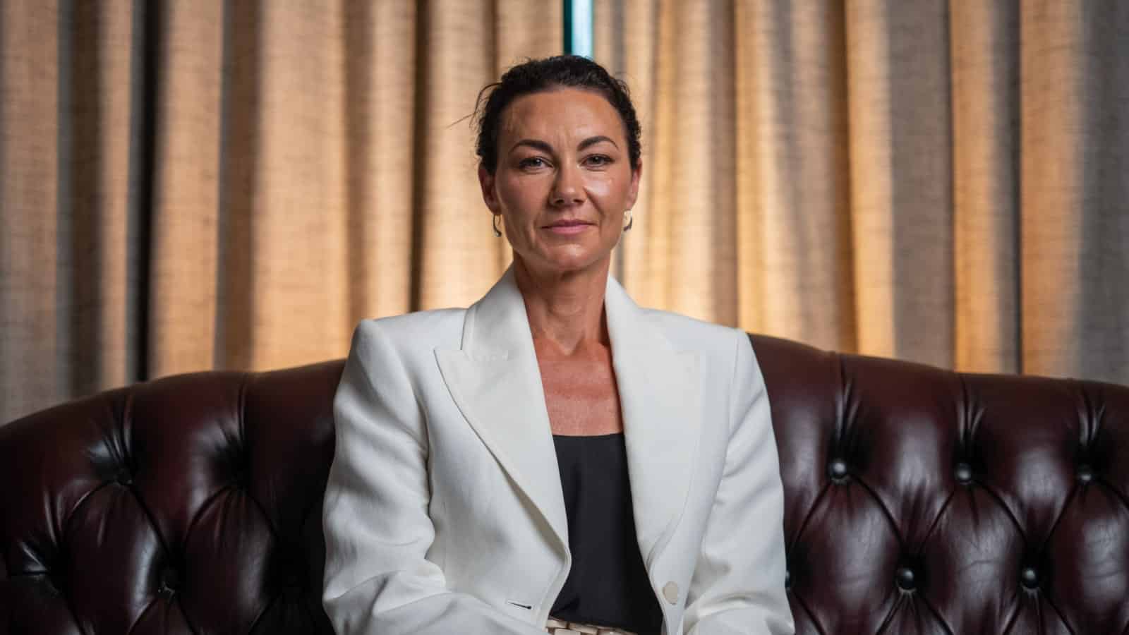 Specialist Plastic Surgeon in Melbourne | Dr. Sophie Ricketts